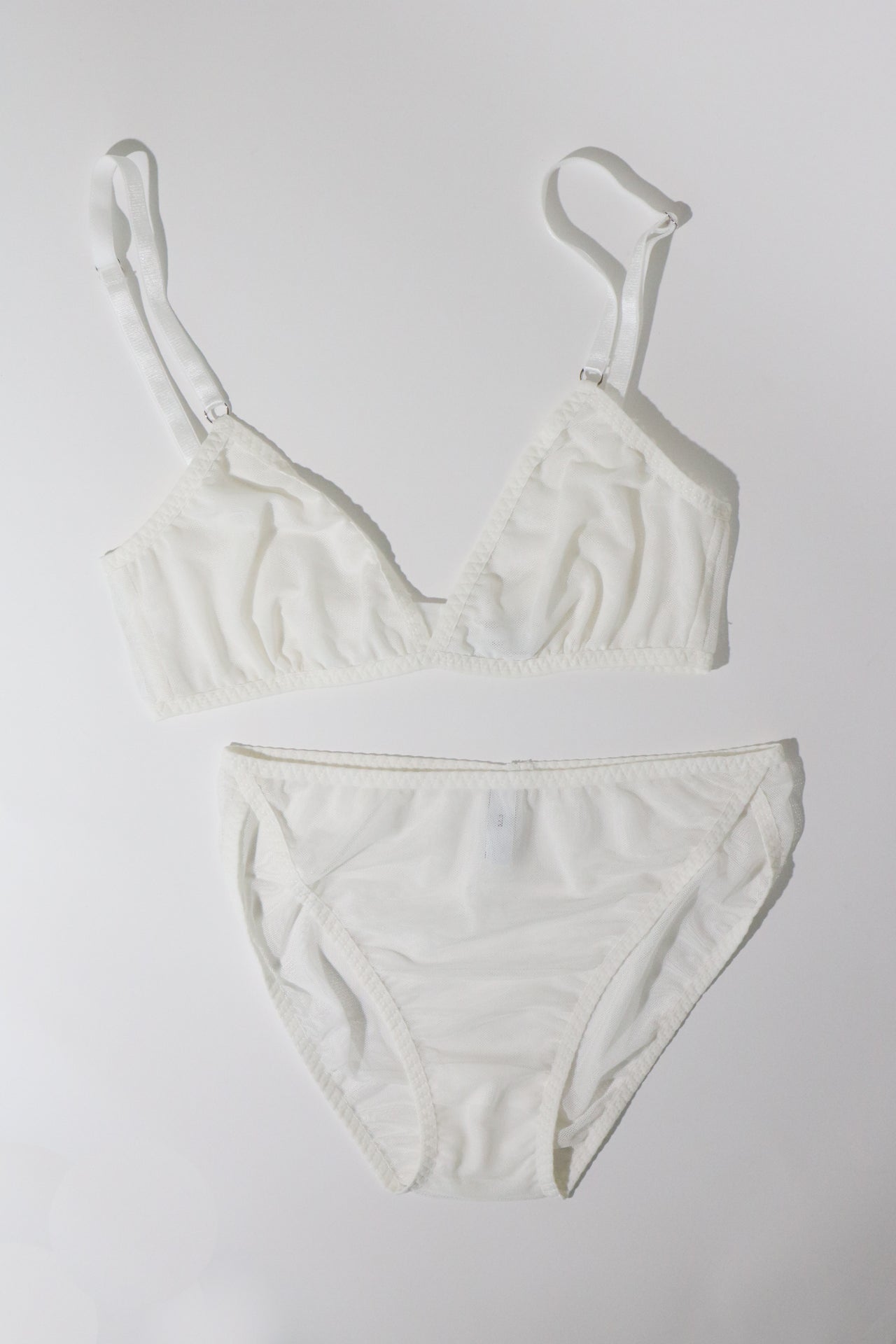 Kye Intimates Daily Mesh Triangle Bra in Bone | Sommer